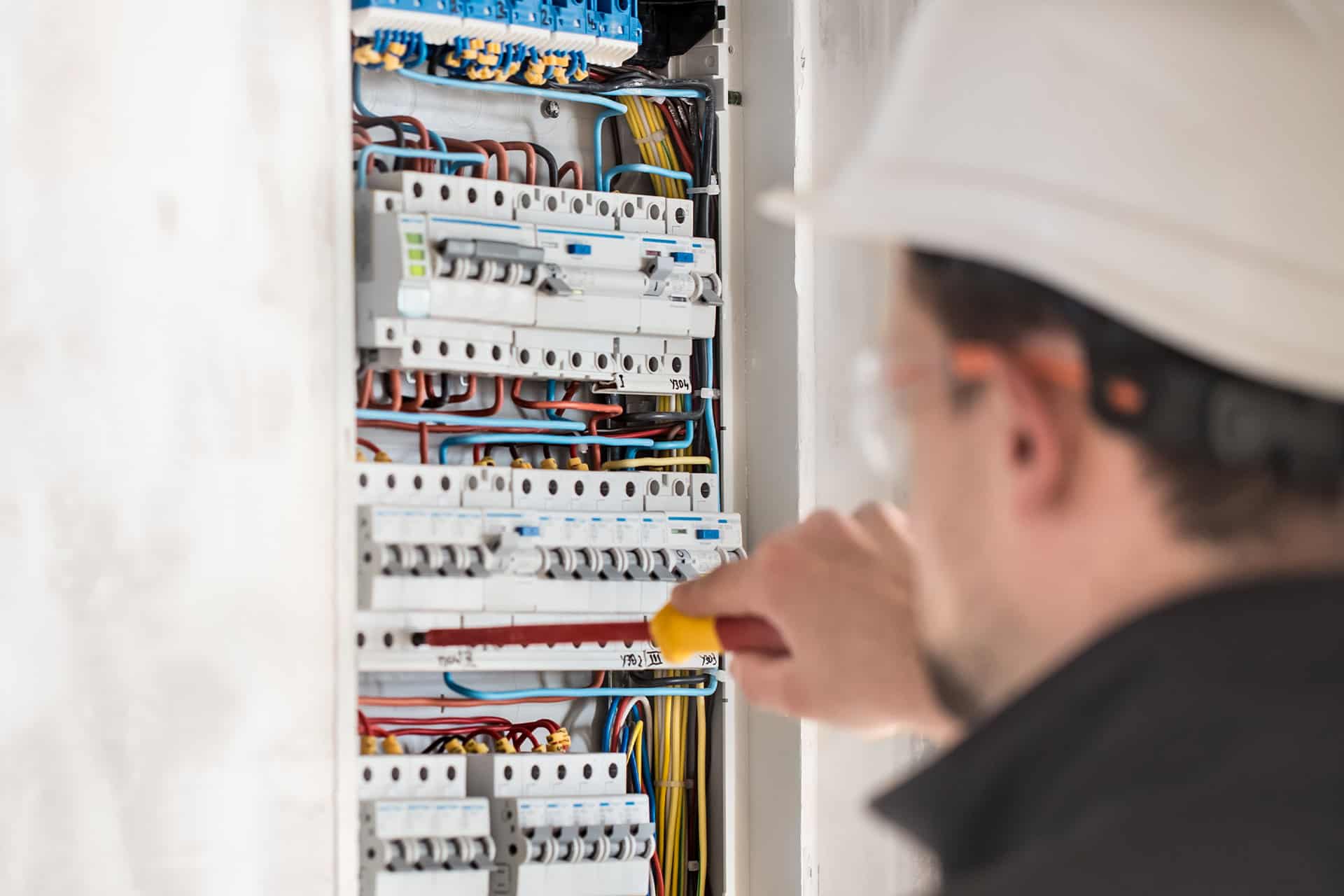 Sub Switchboard - Federal Electrical Engineering Sdn Bhd